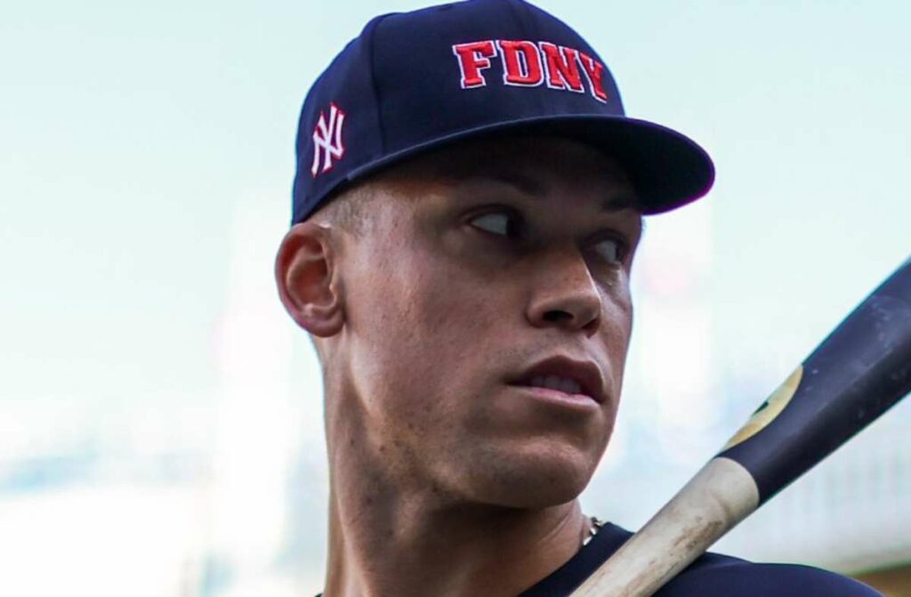 Yankees Wear FDNY, NYPD Hats In 9/11 Memorial Game Against Royals
