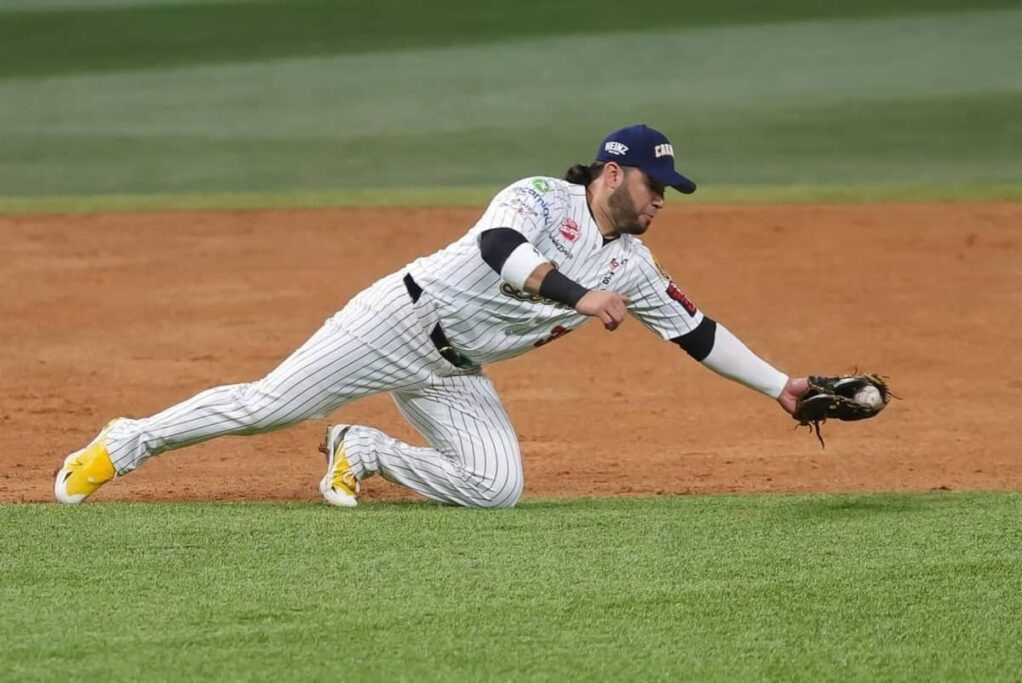 Yankees Reconsider Suarez Trade, Insider Suggests New Option