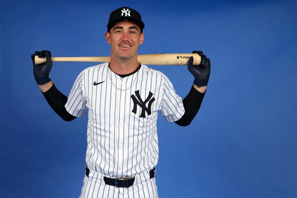 Cody Bellinger Sick After Eating Wings In Detroit, Jokes He’s Retiring ...