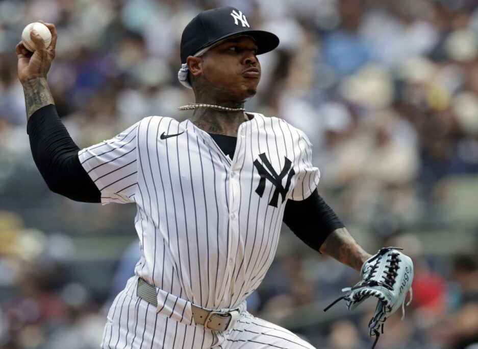 Stroman's First Standing Ovation Gives Yankees Two-Way Reprieve