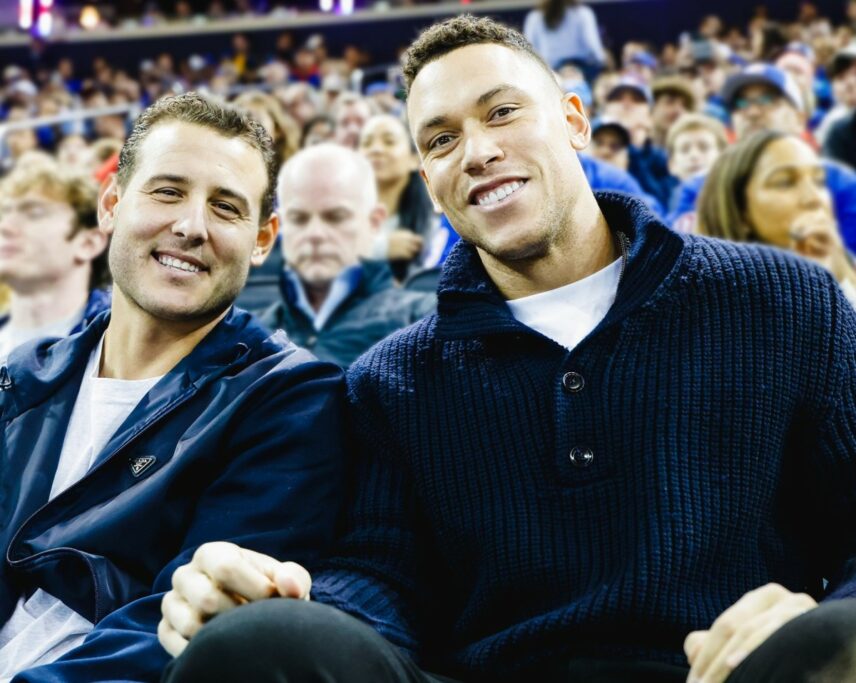 Yankees’ Aaron Judge Reunites With Old Friend Anthony Rizzo